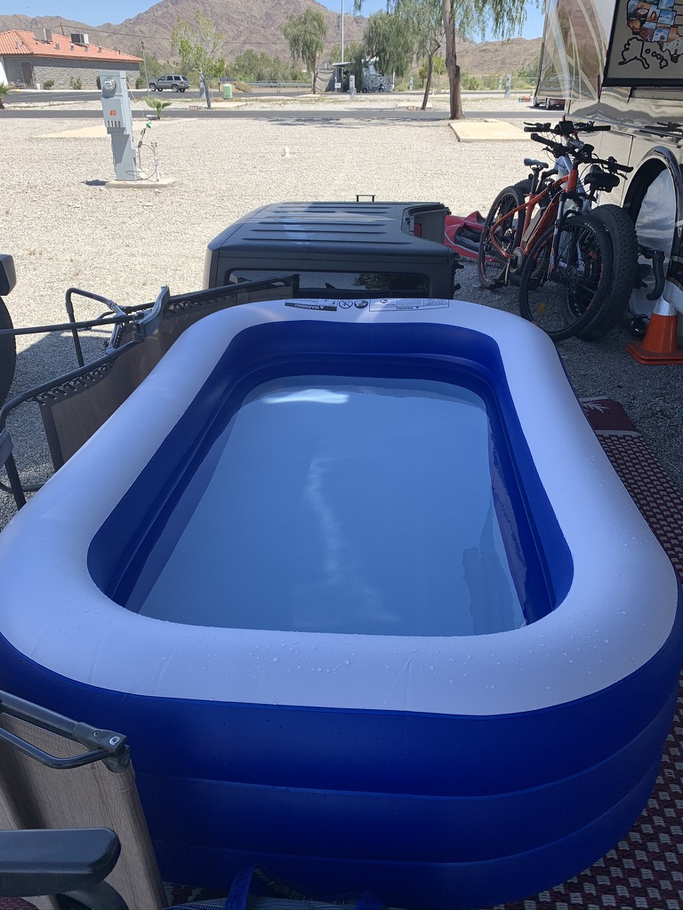 Pools Are Closed – Surviving Yuma Heat – Patricks MovinOn
